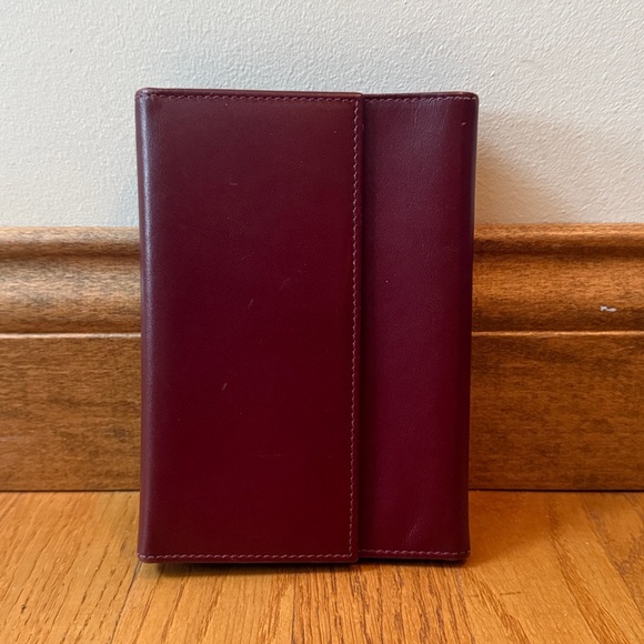 Firenze | Bags | Firenze Geniune Leather Made In Italy Passport Holder ...